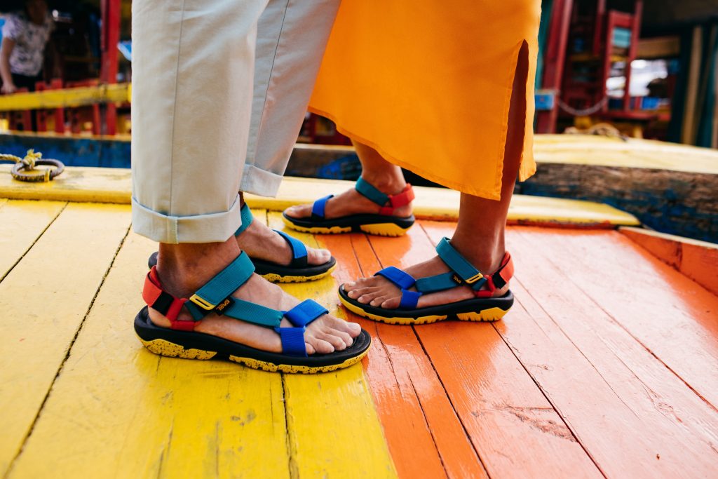 「Teva」のポップな2020春夏コレクションが大ヒットの予感！ 【CAZUAL】